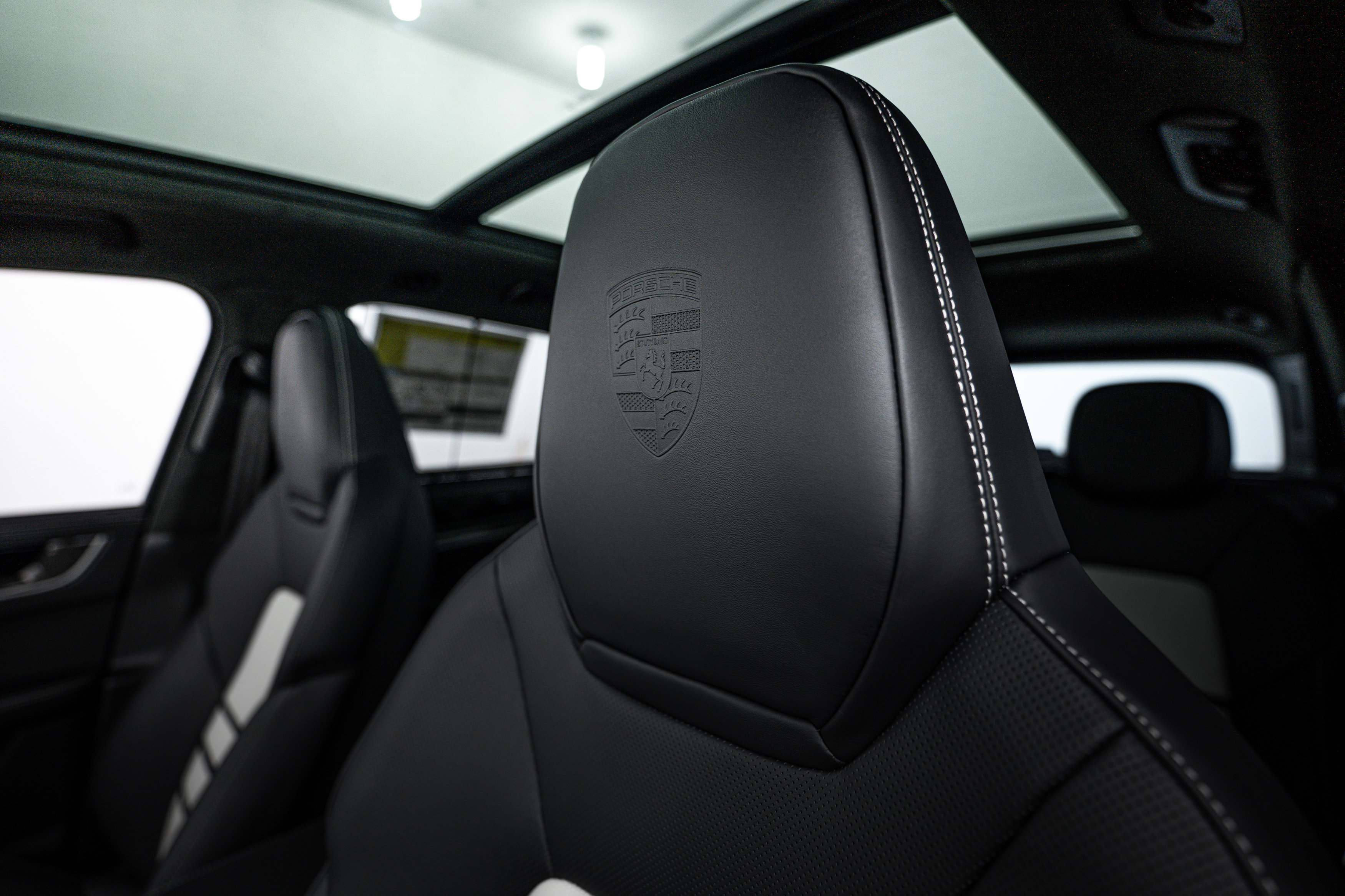 New 2025 Porsche Cayenne Turbo E-Hybrid Sport Utility in Highland Park ...