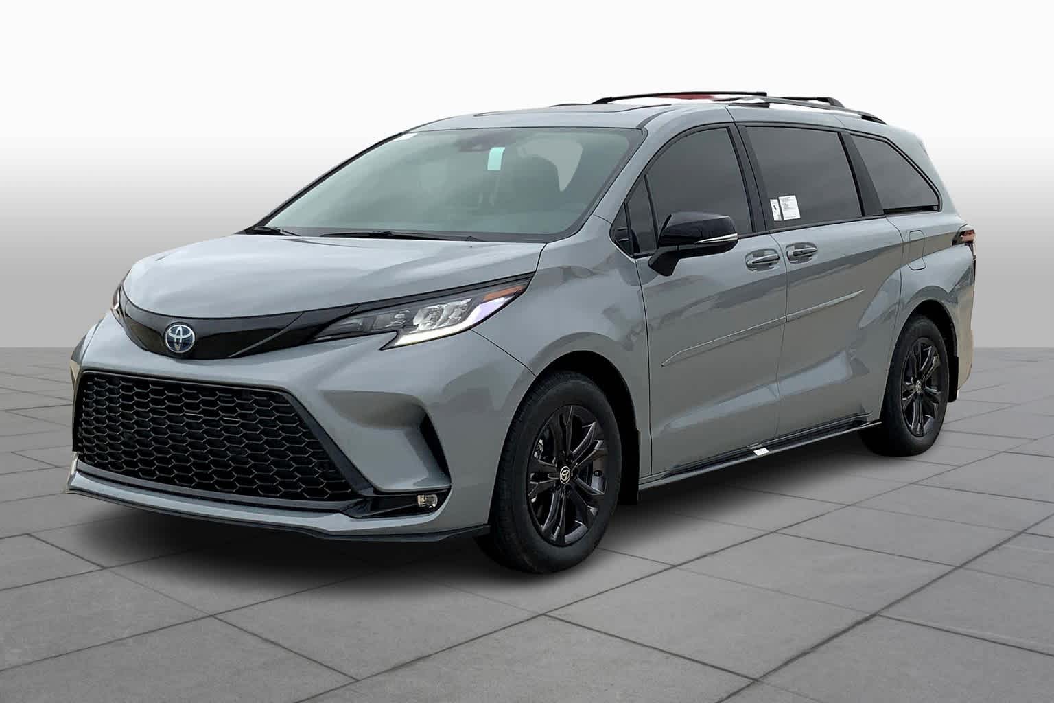 New 2025 Toyota Sienna XSE Mini-van, Passenger in Oklahoma City # ...