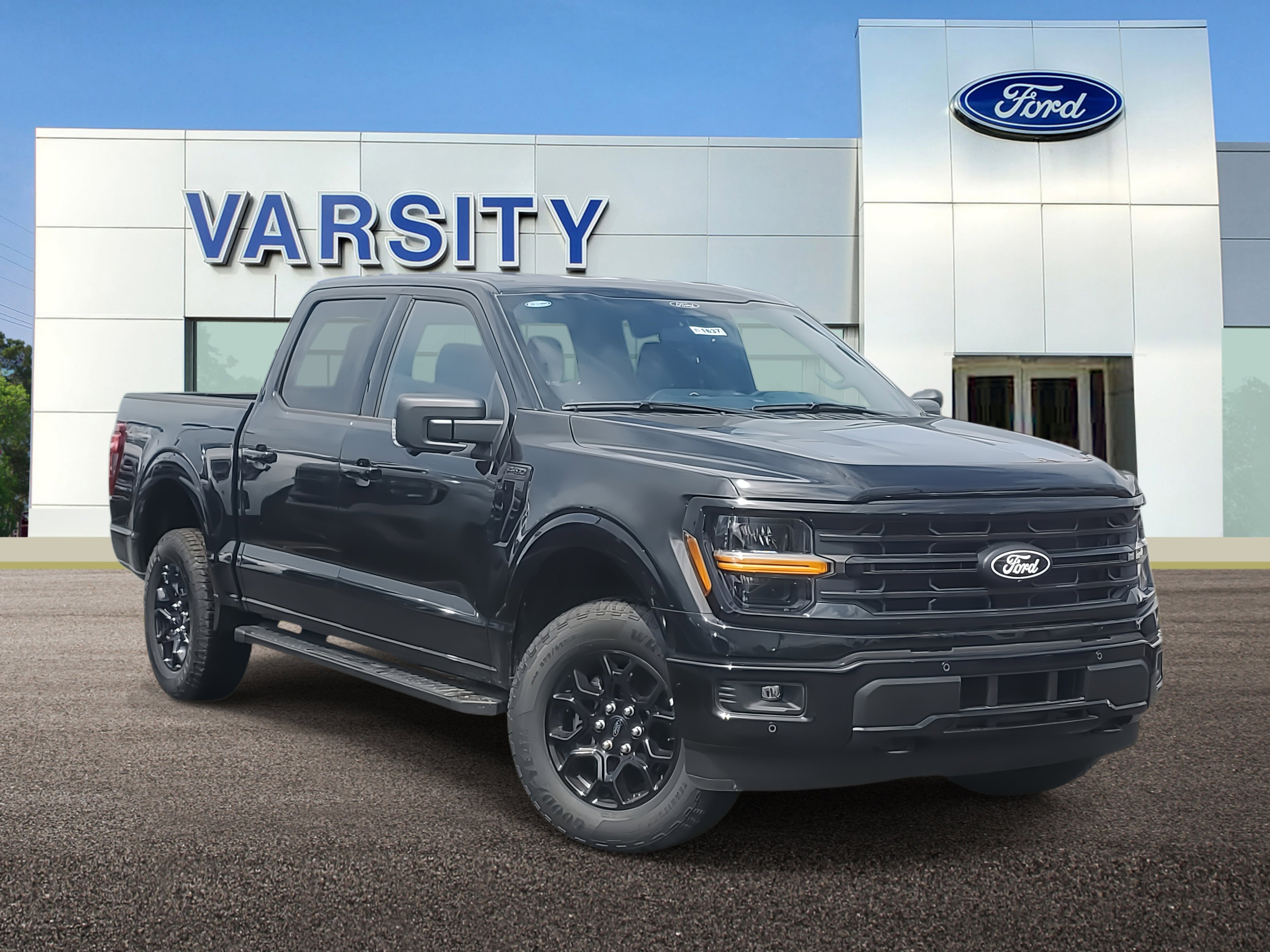 New 2025 Ford F-150 XLT SuperCrew® in Ann Arbor #251175 | Varsity Ford