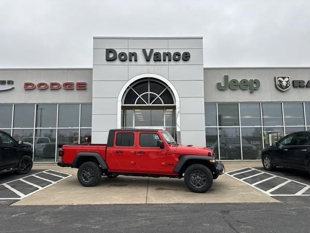 New 2025 Jeep Gladiator Sport Crew Cab in Marshfield #11792 | Don Vance Chrysler Dodge Jeep Ram