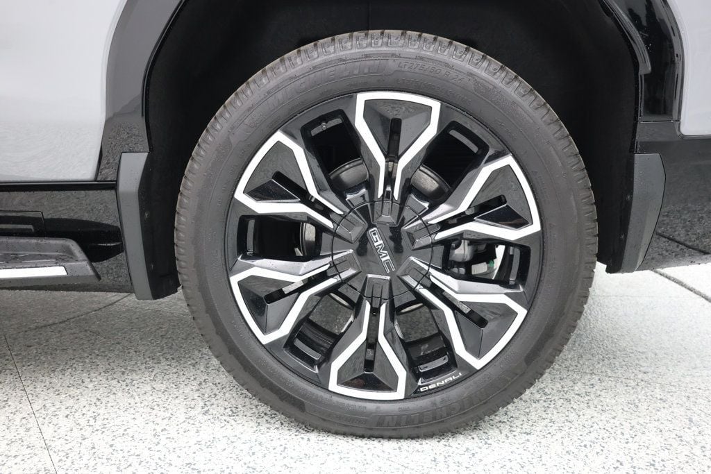 Used 2025 GMC Sierra EV e4WD Crew Cab Max Range Denali Truck available ...