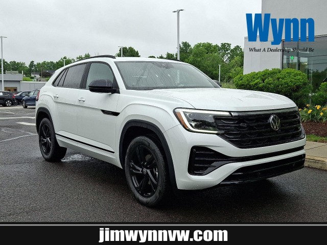 New 2025 Volkswagen Atlas Cross Sport 2.0T SEL R-Line Black in ...