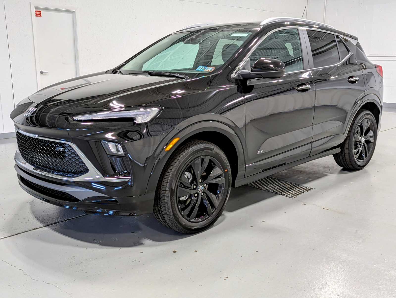 New 2025 Buick Encore GX Sport Touring in Ebony Twilight Metallic ...