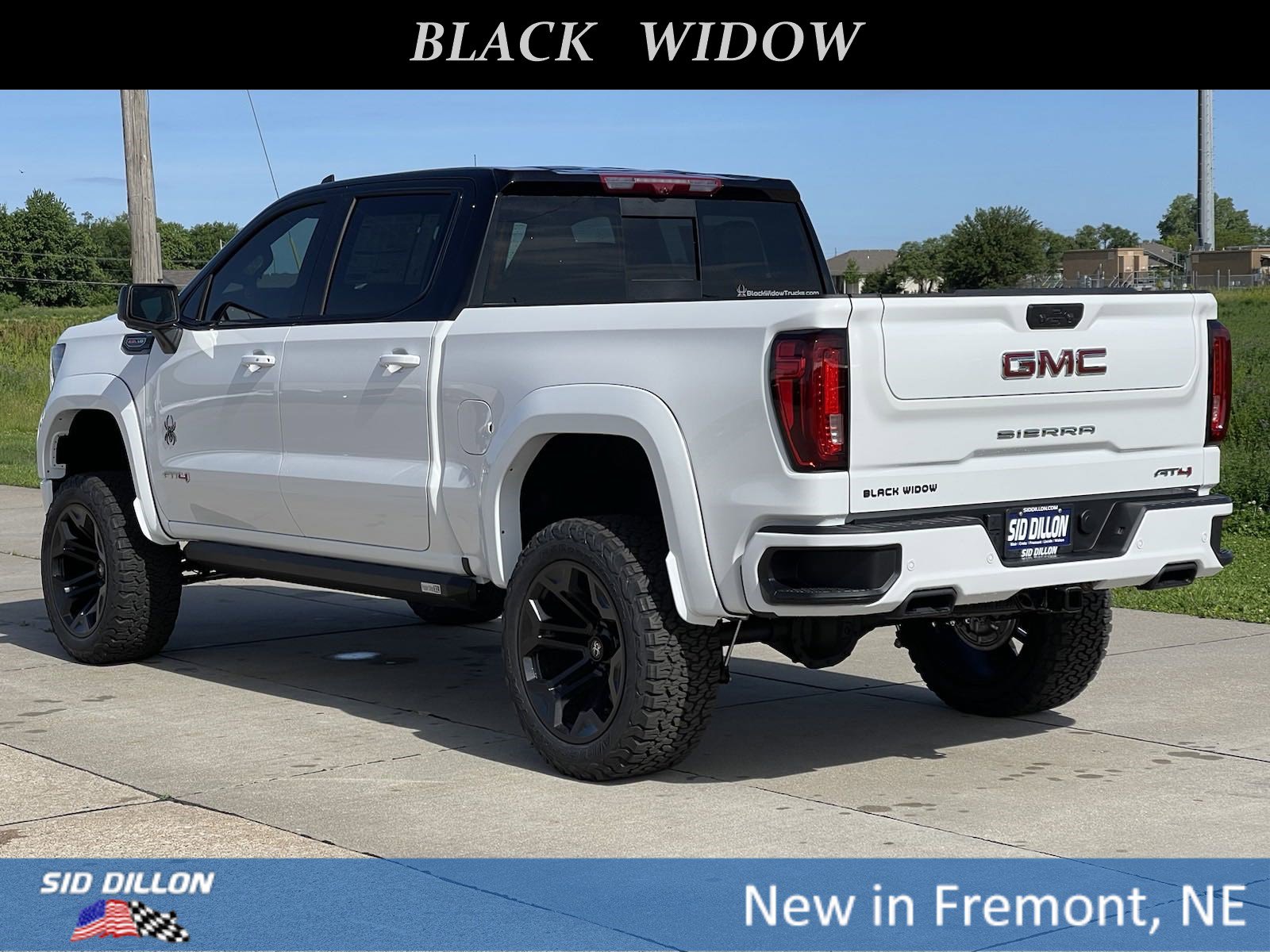 New 2024 GMC Sierra 1500 AT4 Crew Cab in #2G24814 | Sid Dillon
