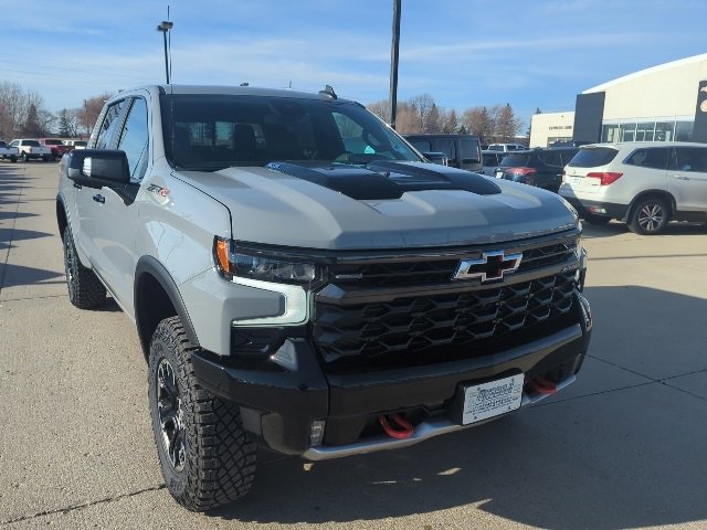 New 2024 Chevrolet Silverado 1500 ZR2 Crew Cab in Spirit Lake #27964 ...
