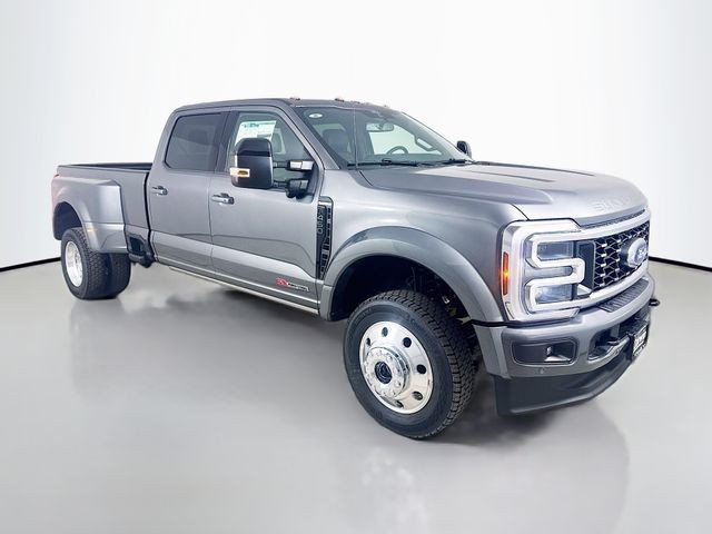New 2025 Ford F-450SD Platinum Crew Cab in Reno #5D38784 | Corwin Ford Reno