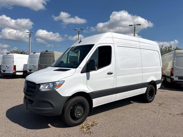 New 2025 Sprinter Sprinter Cargo Van Cargo 144 WB Van in Pinellas Park ...
