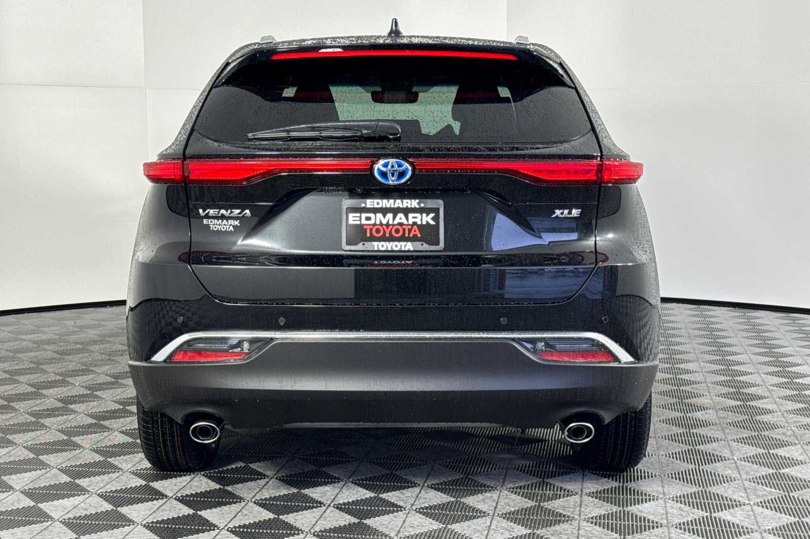 New 2024 Toyota Venza XLE XLE in Nampa #5339500 | Edmark Toyota