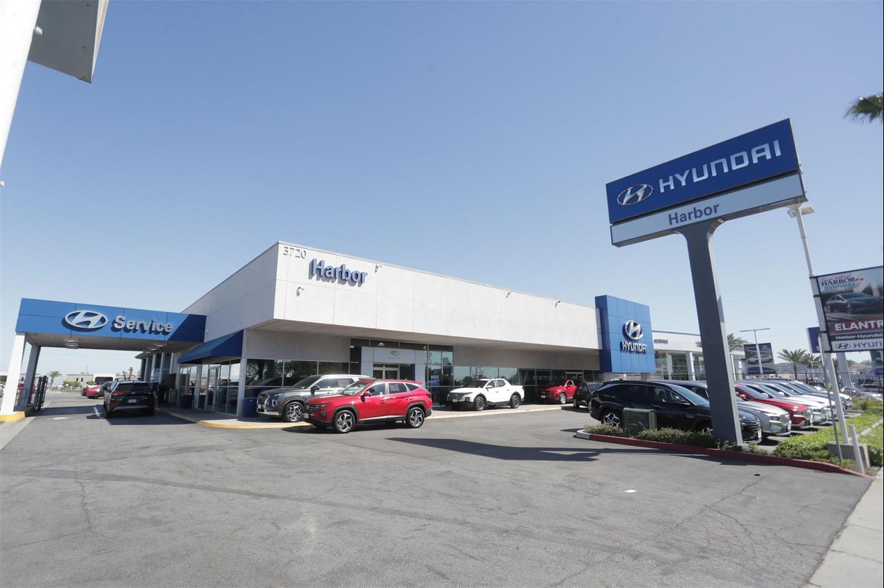 New 2026 Hyundai TUCSON SEL Premium FWD 4D Sport Utility in Long Beach ...