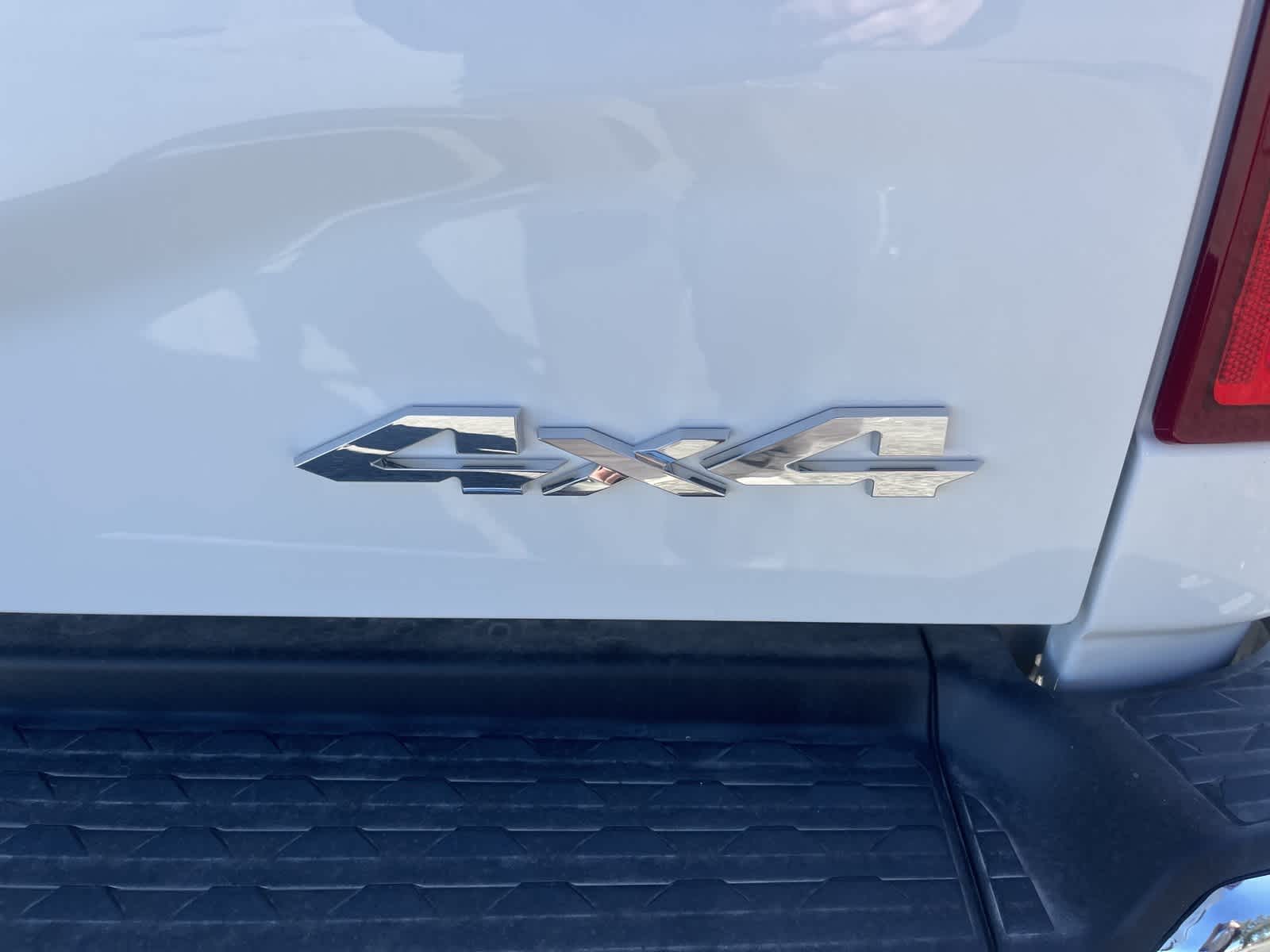 New 2024 RAM 3500 Tradesman Crew Cab in Harvey #D135554 | Premier CDJR ...