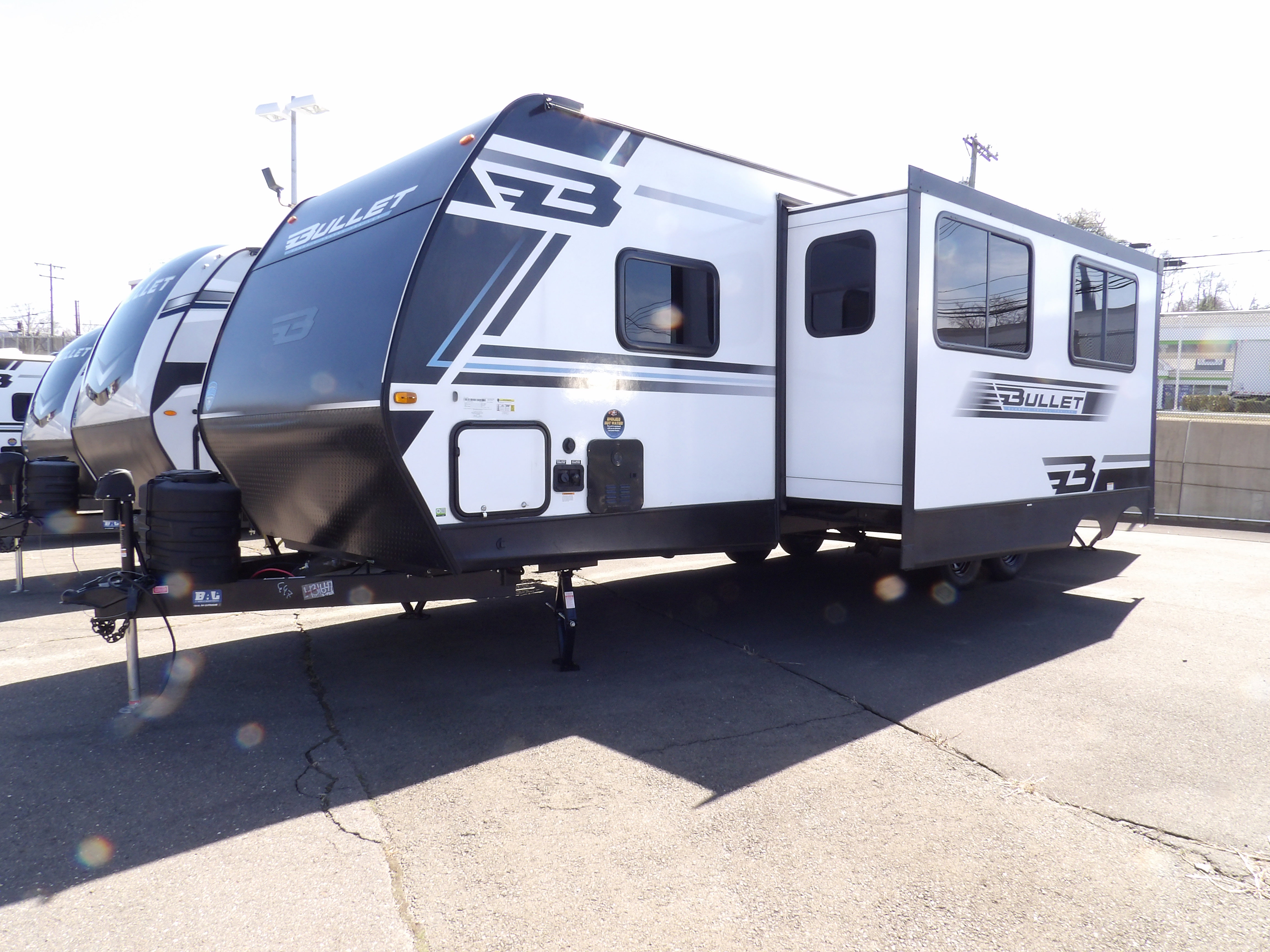 New 2025 Keystone Bullet Classic 2840QB Travel Trailer in Bristol # ...