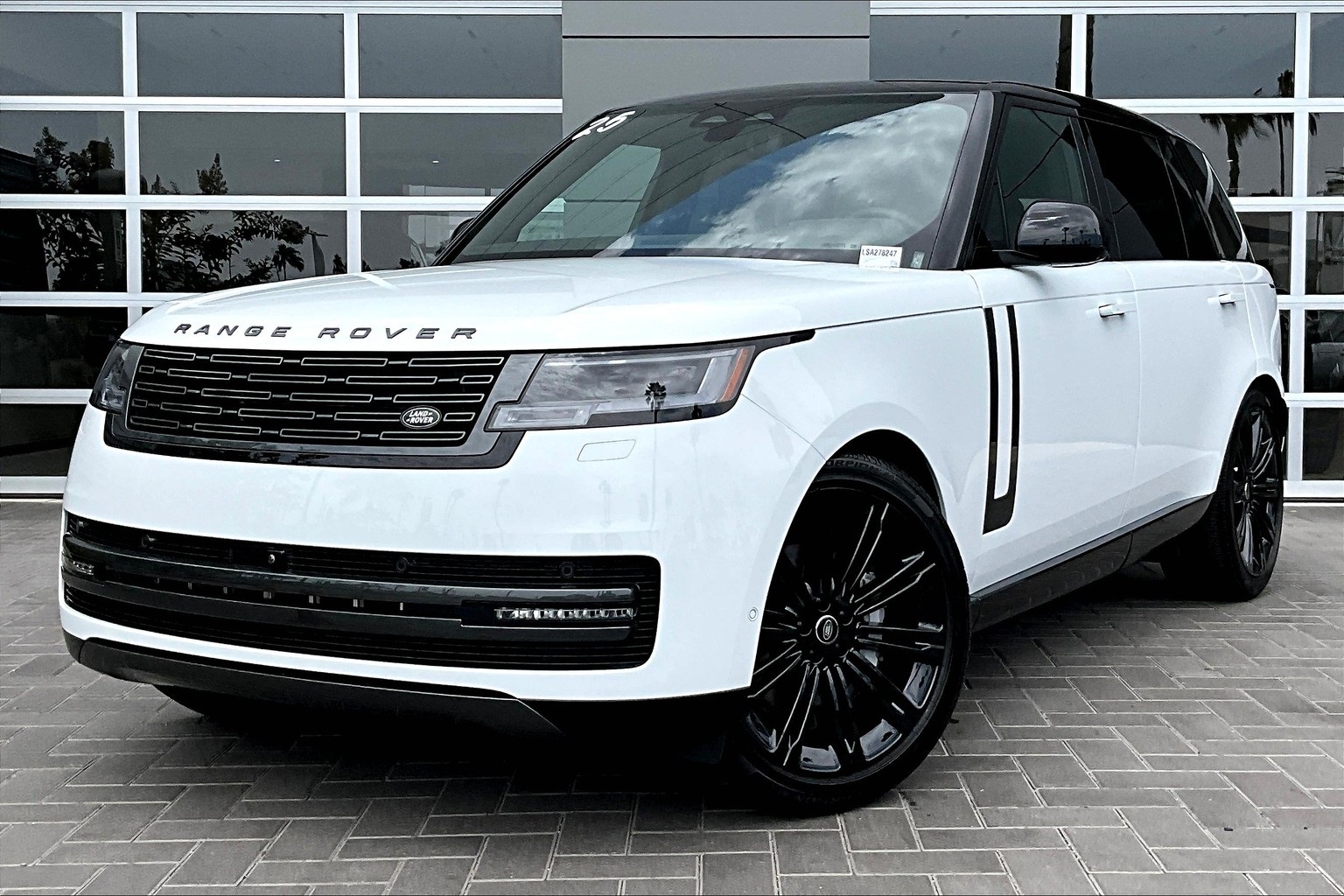 Pre-Owned 2025 Land Rover Range Rover SE 4D Sport Utility in Riverside ...