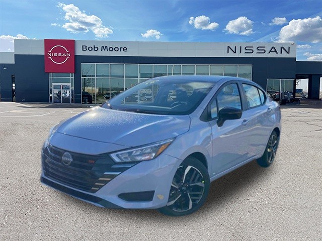 New 2025 Nissan Versa 1.6 SR 4D Sedan in Norman #SL817710 | Bob Moore ...
