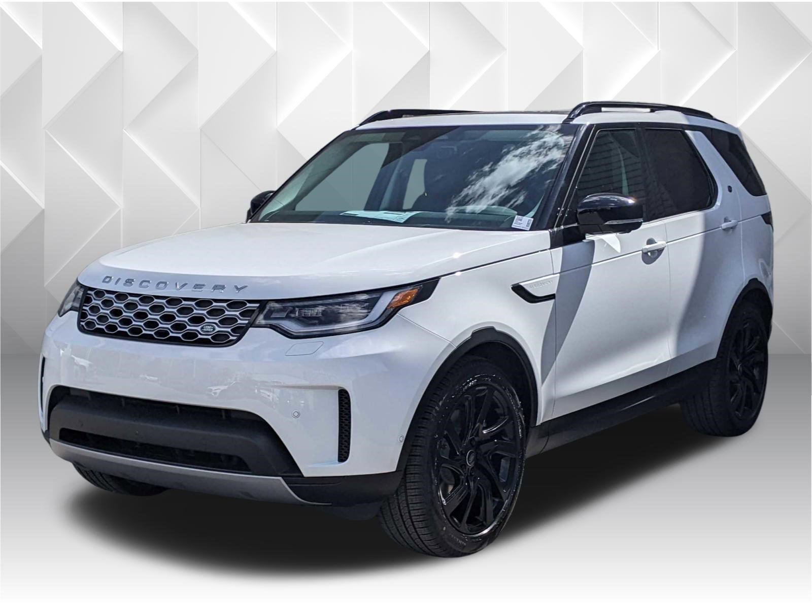 White land rover discovery store