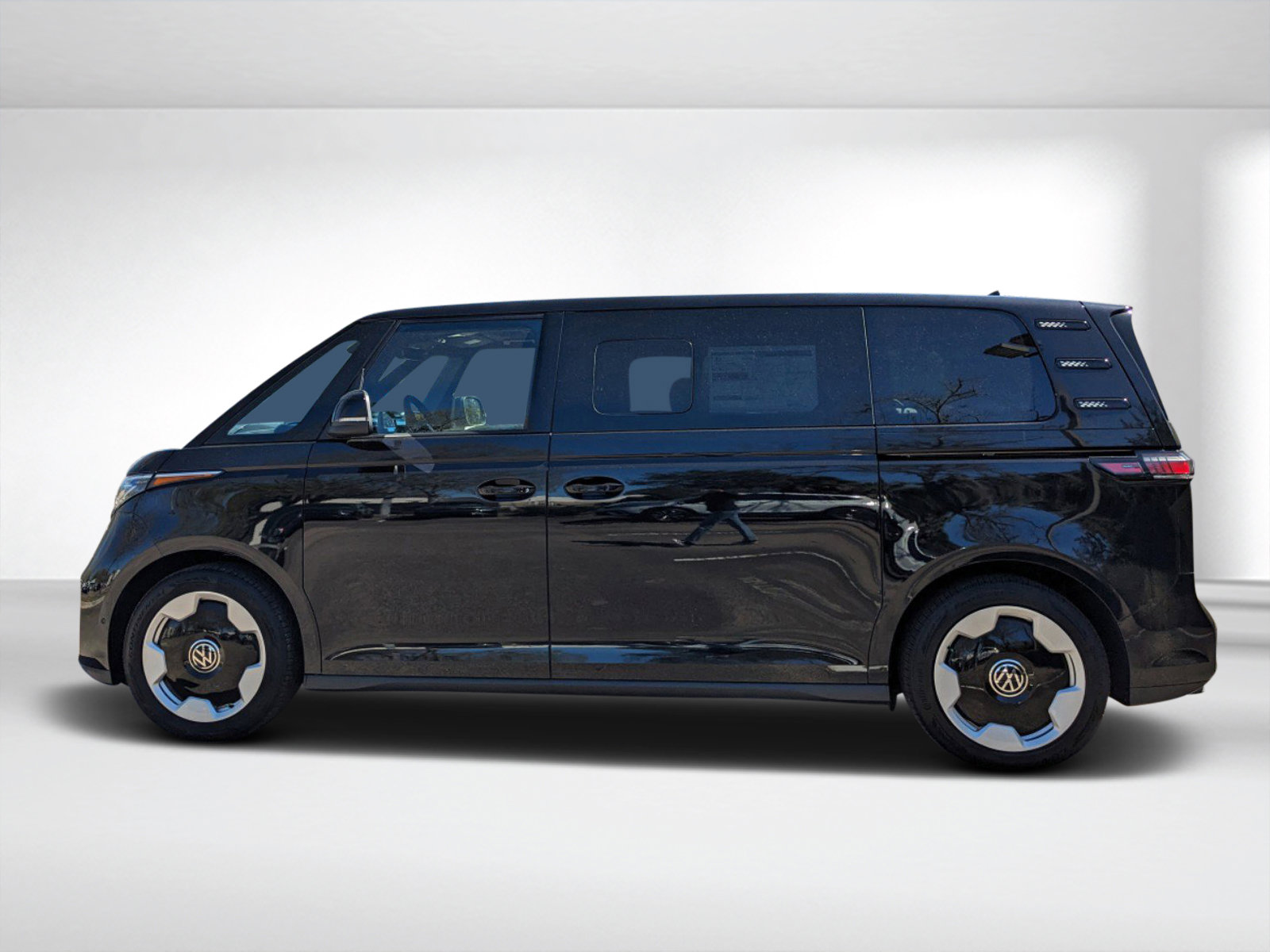 New 2025 Volkswagen ID. Buzz Pro S Mini-van, Passenger in Gainesville # ...