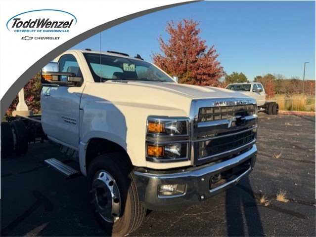 New 2024 Chevrolet Silverado 4500 HD Work Truck Regular Cab in ...