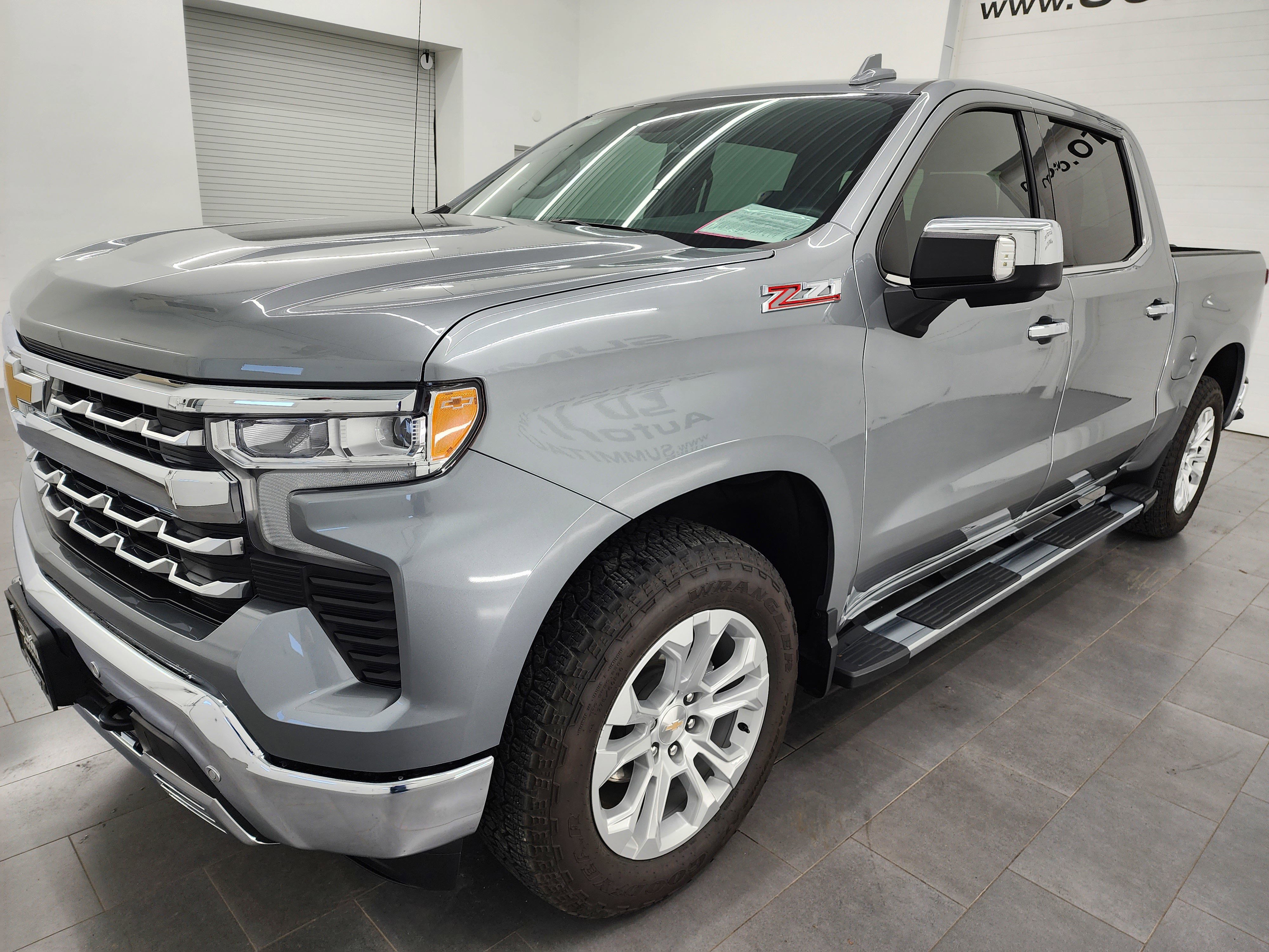 Pre-Owned 2023 Chevrolet Silverado 1500 4×4 Crew Cab LTZ Z71: CREW ...
