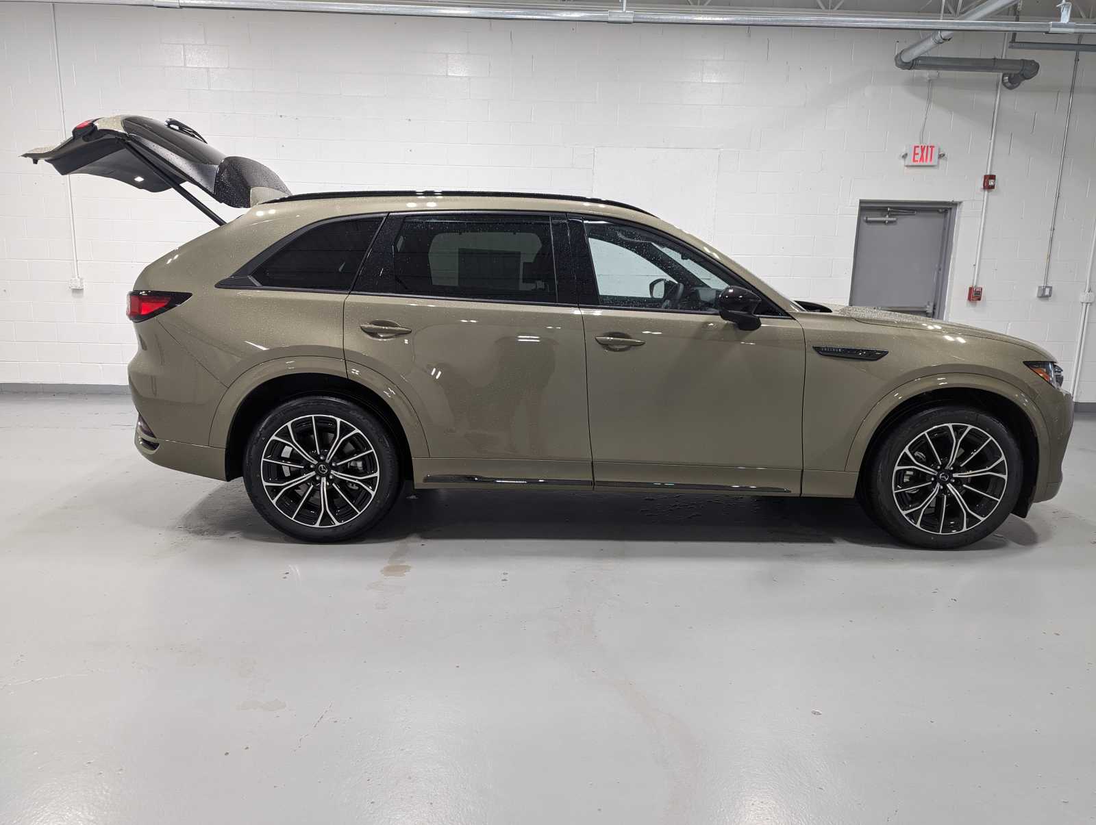 New 2025 Mazda CX-70 3.3 Turbo S Premium AWD in Zircon Sand Metallic ...