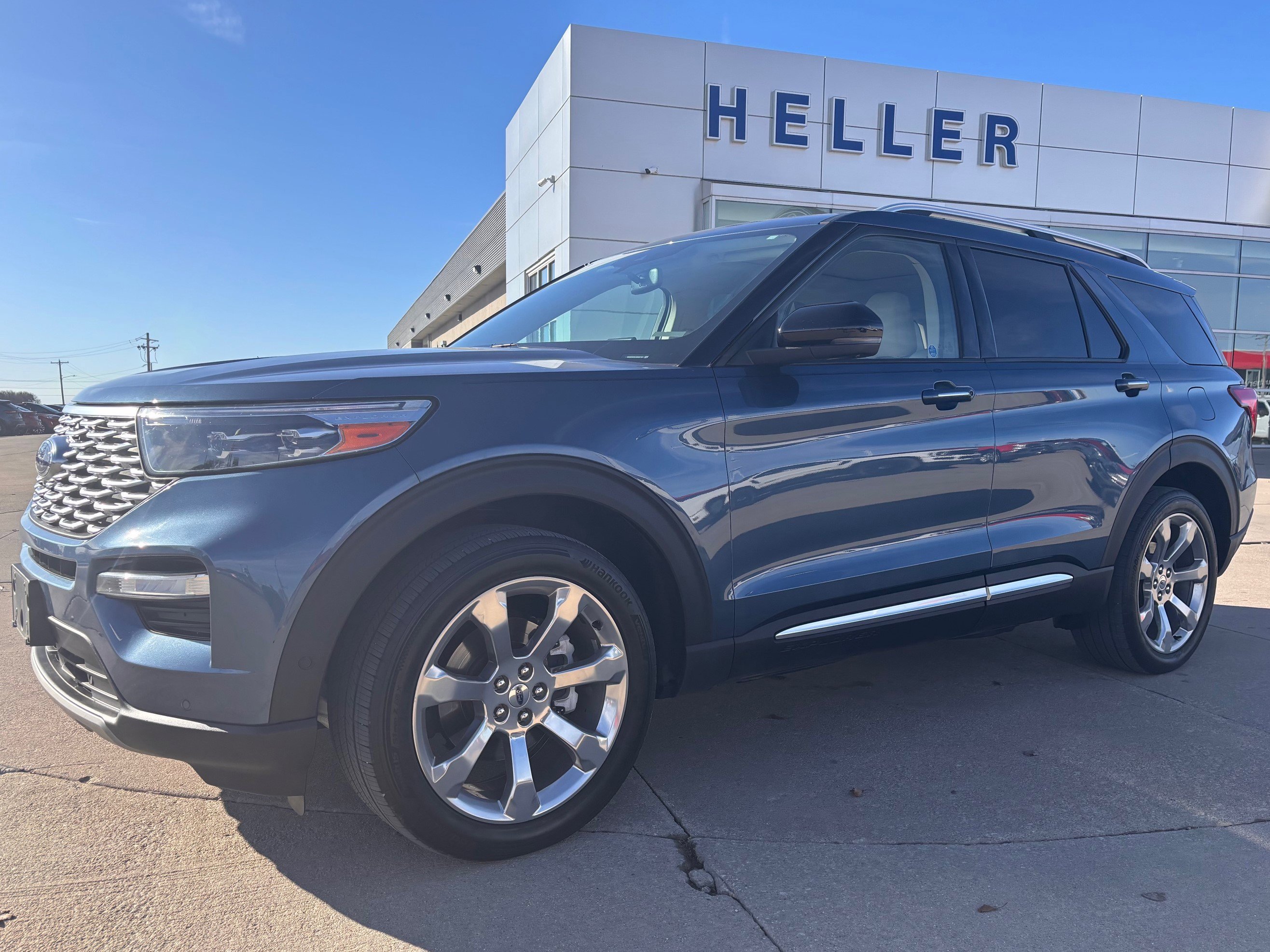 Pre-Owned 2020 Ford Explorer Platinum in El Paso #2401134A | Heller Ford