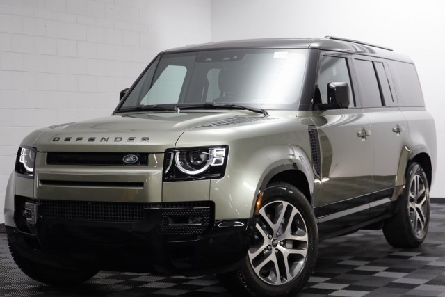 New 2025 Land Rover Defender 130 X-Dynamic SE For Sale Hinsdale IL ...