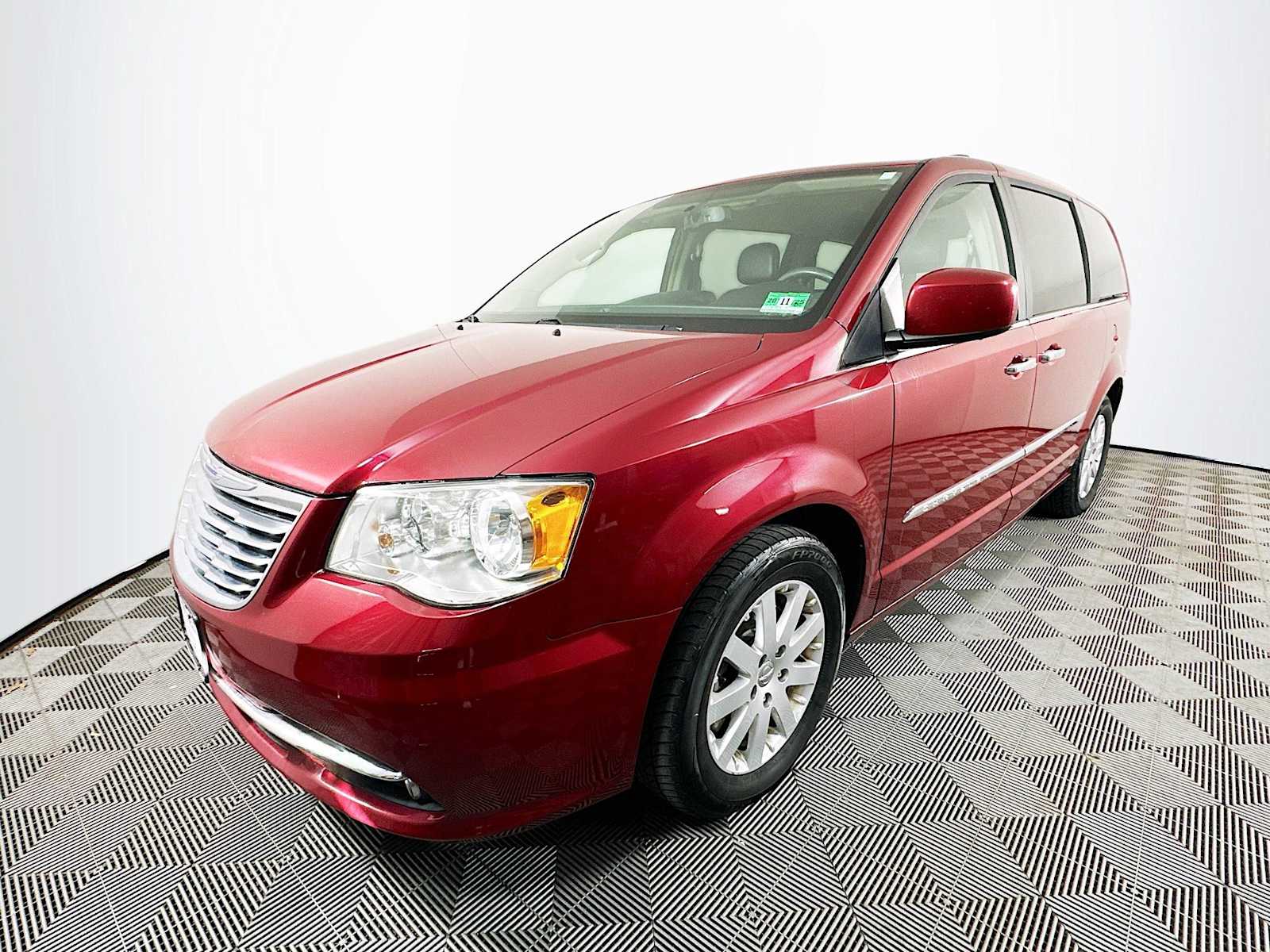 Pre-Owned 2016 Chrysler Town & Country Touring Mini-van, Passenger in ...