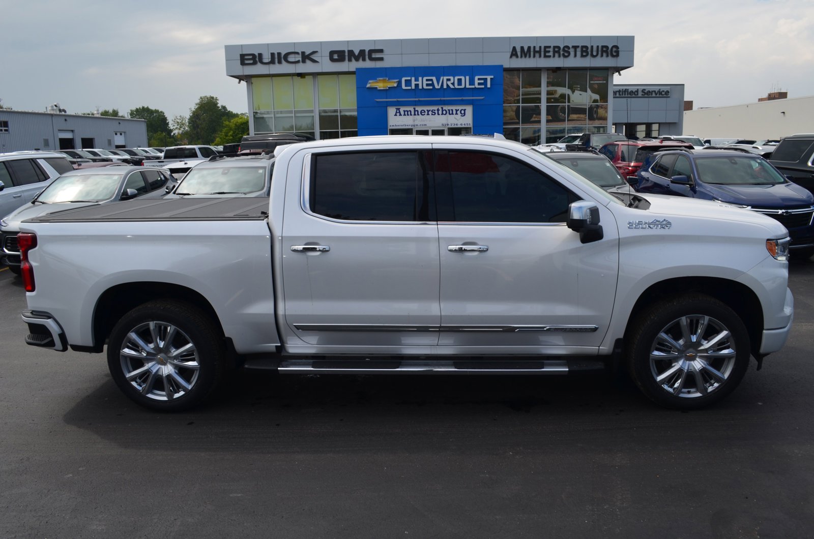 New 2023 Chevrolet Silverado 1500 High Country Crew Cab Pickup in ...