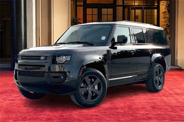 New 2025 Land Rover Defender 130 X-Dynamic SE 4D Sport Utility in ...