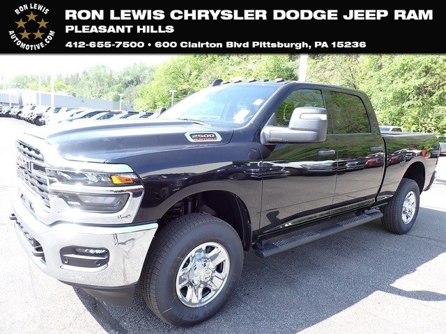 New 2025 RAM 2500 Tradesman Crew Cab in Cranberry Twp #H5277 | Ron Lewis Chrysler Dodge Jeep Ram
