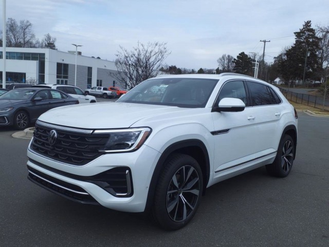 New 2025 Volkswagen Atlas Cross Sport 2.0T SEL Premium R-Line Sport ...