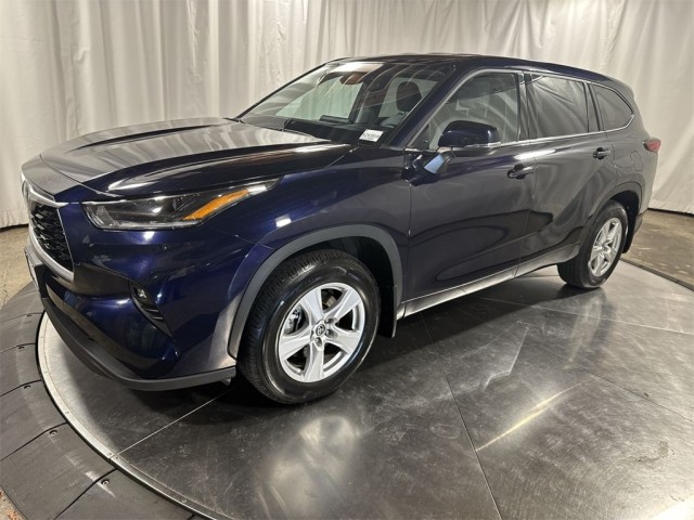 Used 2021 Toyota Highlander LE 4D Sport Utility in Portland #K24381A ...