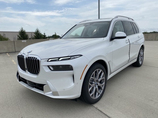 New 2024 BMW X7 xDrive40i Sport Utility in Westbury #24-56680 | Rallye ...