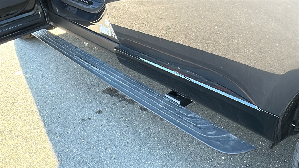 New 2025 LAND ROVER Range Rover SV Signature Suite SUV in North Haven ...