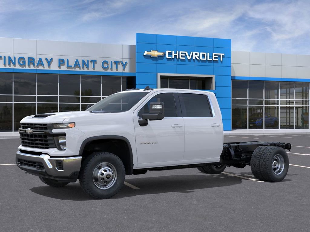New 2025 Chevrolet Silverado 3500 HD Chassis Cab Work Truck Crew Cab in ...