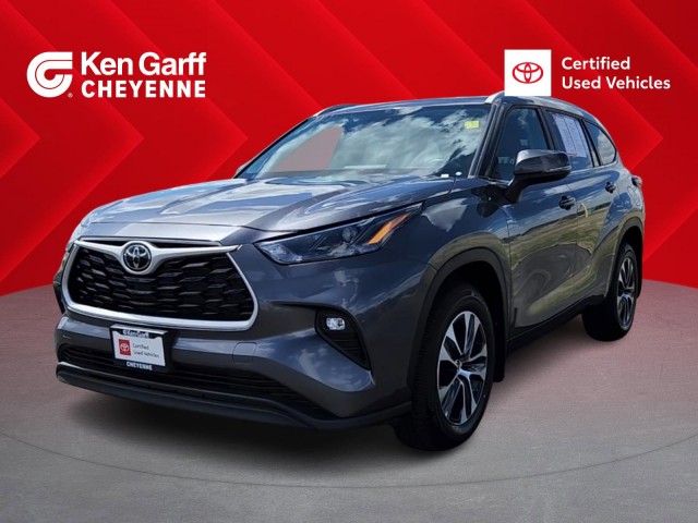 Pre-Owned 2024 Toyota Highlander XLE Sport Utility in Cheyenne #RS531636R | Ken Garff Cheyenne
