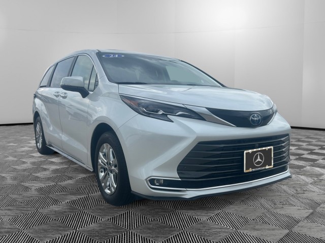 Pre-Owned 2024 Toyota Sienna Platinum Mini-van, Passenger in Omaha # ...