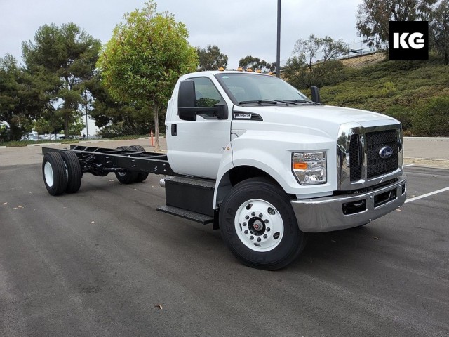 New 2026 Ford F-650-750 Base Regular Cab in Redlands #C260001 | Ken Grody Ford of Redlands