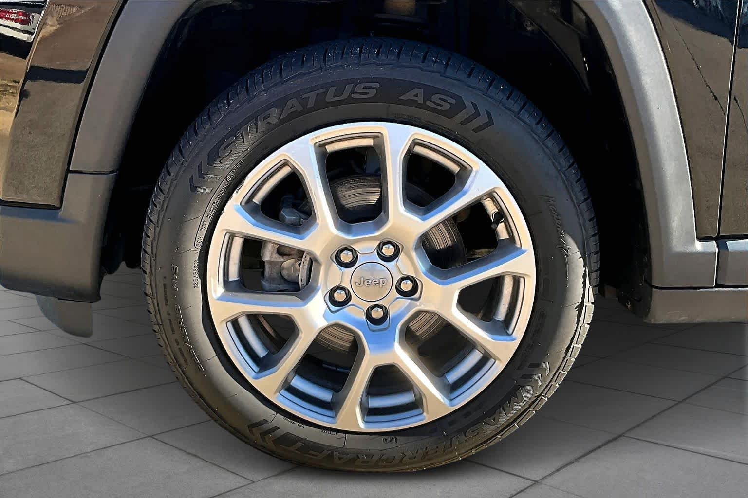 Pre-Owned 2022 Jeep Compass Latitude Lux Sport Utility in Houston # ...