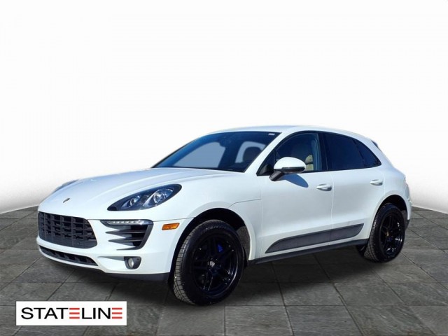Pre-Owned 2017 Porsche Macan Base Sport Utility in Bowling Green ...