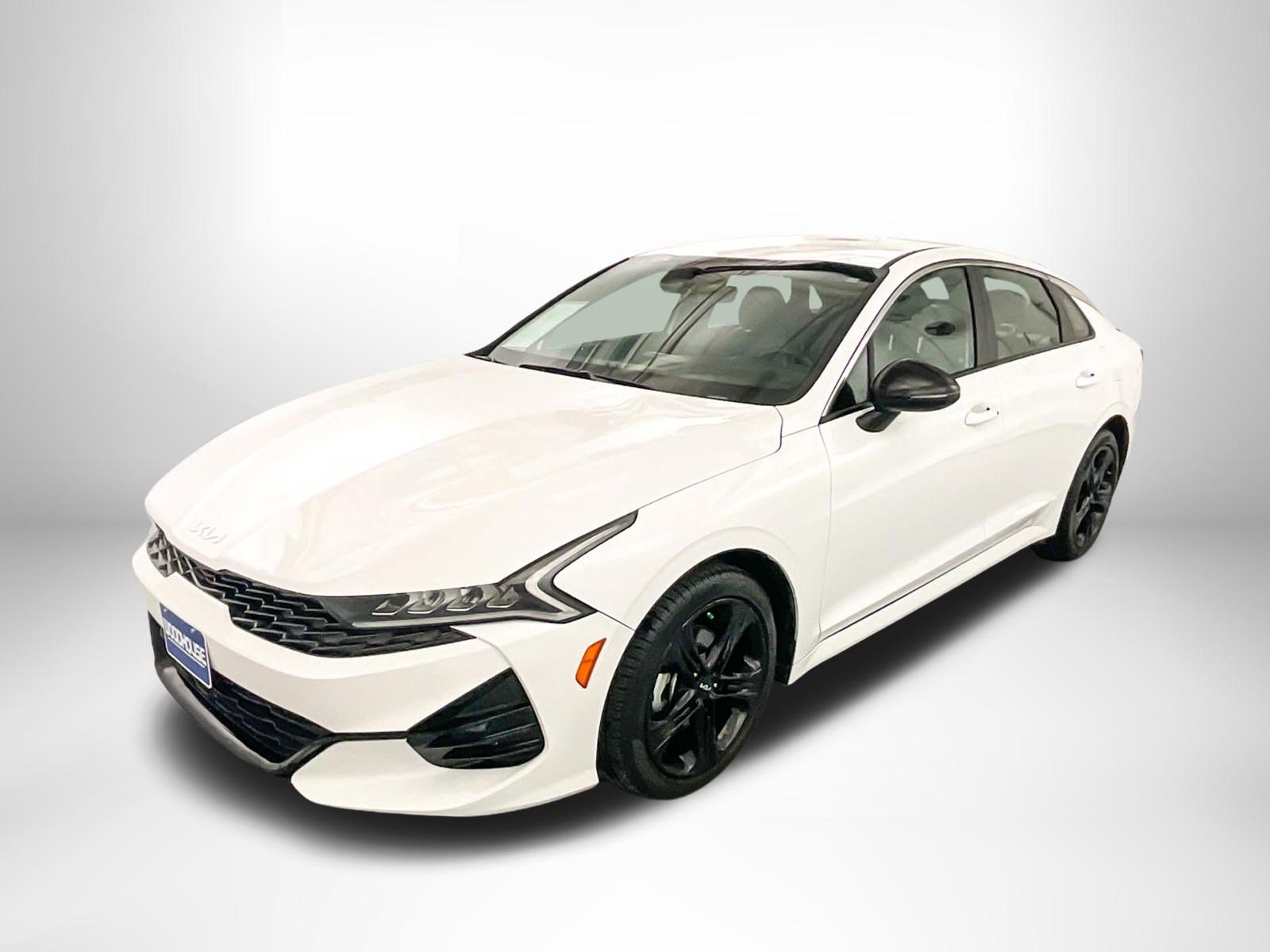 Kia Optima 2022 White Price