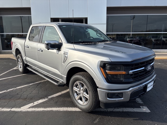 New 2025 Ford F-150 XLT SuperCrew® in Marshfield #35277 | Don Vance Ford