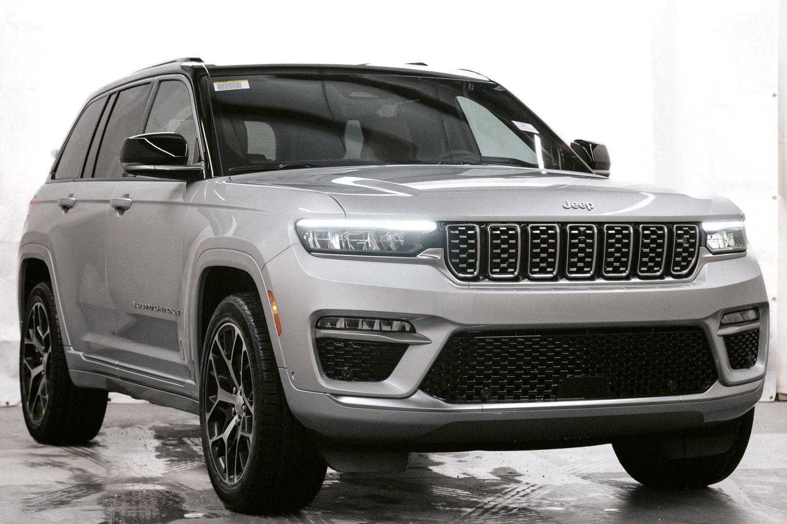 New 2025 JEEP Grand Cherokee SUMMIT RESERVE Sport Utility in Red Deer # ...