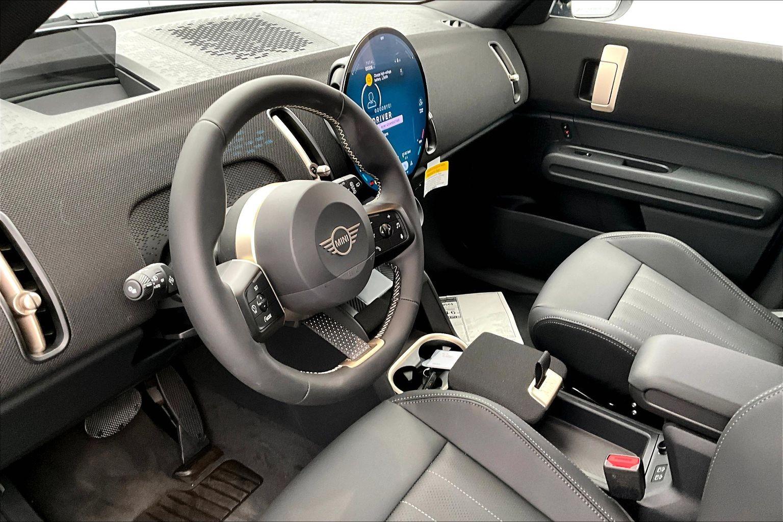 New 2026 MINI Countryman SE ALL4 in Omaha #X04353 | ONYX Automotive