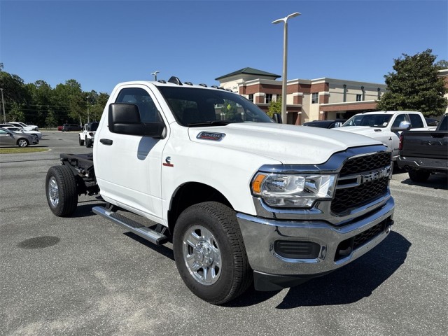 Pre-Owned 2024 Ram 3500 Tradesman 2D Standard Cab in Tallahassee #G110531 | Tallahassee Chrysler ...