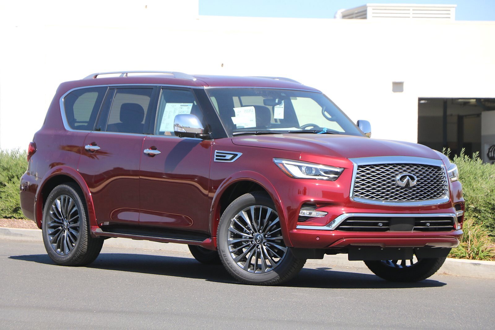 Infiniti Qx80 2022 Red