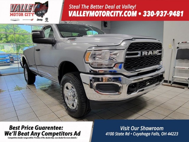New 2024 RAM 2500 Tradesman Regular Cab in Cuyahoga Falls #DR24240 | Valley Motor City