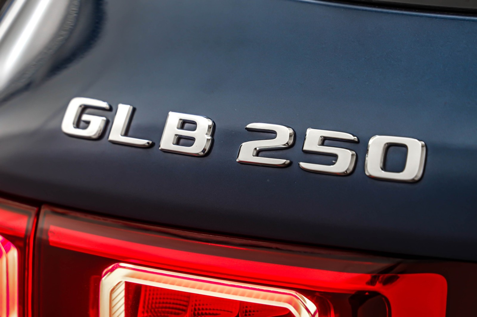 Pre-Owned 2023 Mercedes-Benz GLB GLB 250 SUV SUV in Newport Beach # ...