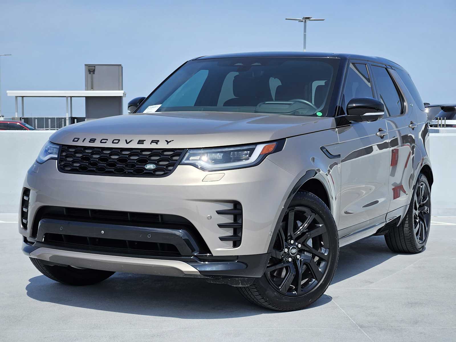 Certified Pre-Owned 2024 Land Rover Discovery Dynamic SE Sport Utility ...