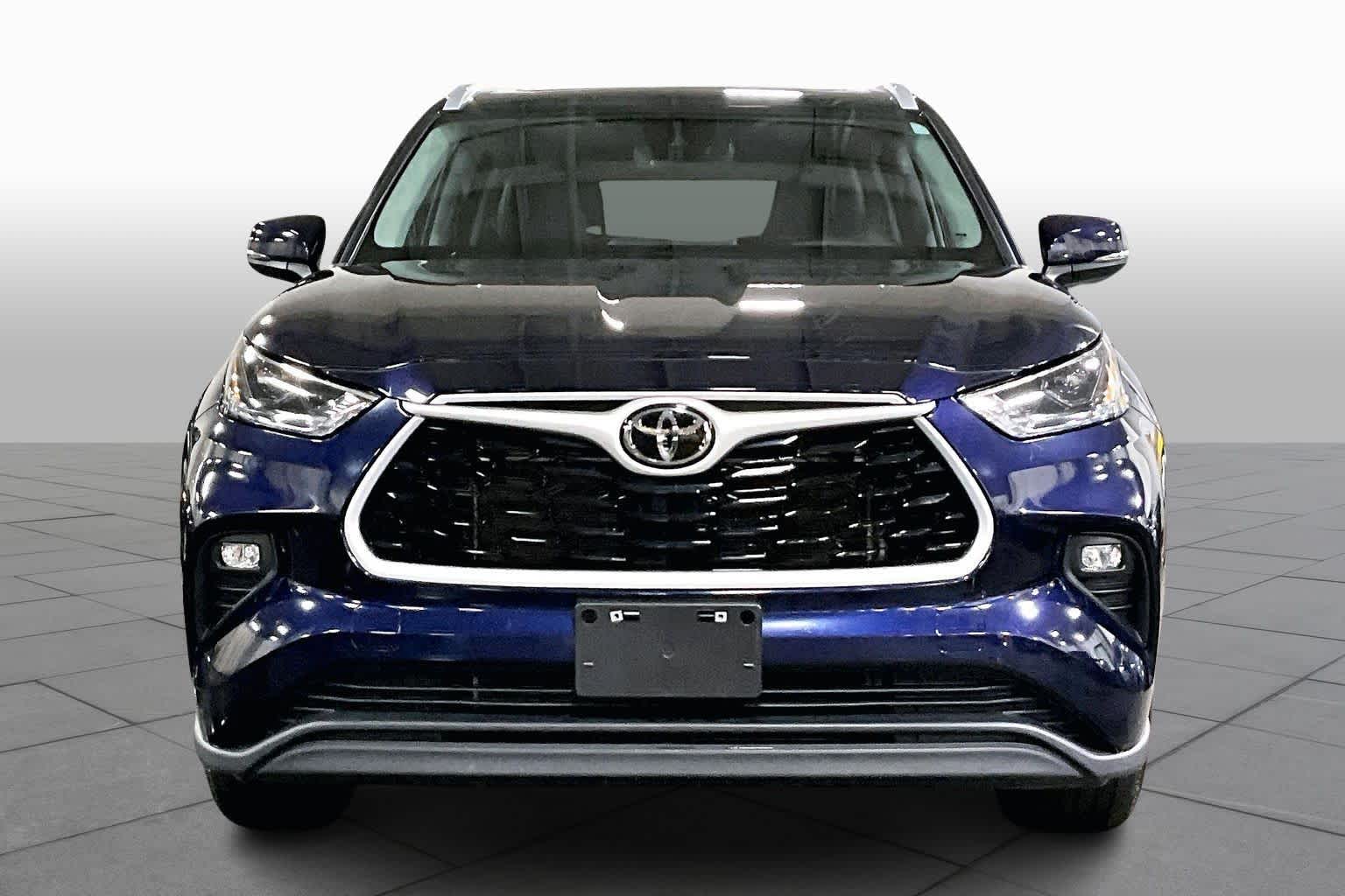 Pre-Owned 2024 Toyota Highlander XLE AWD in Manchester #RS538052 | Ira ...