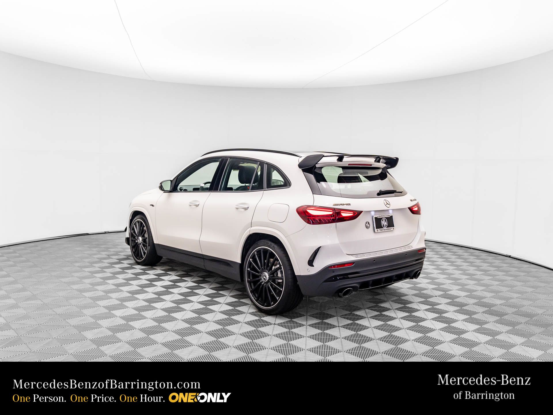 Lowered Mercedes Gla Amg