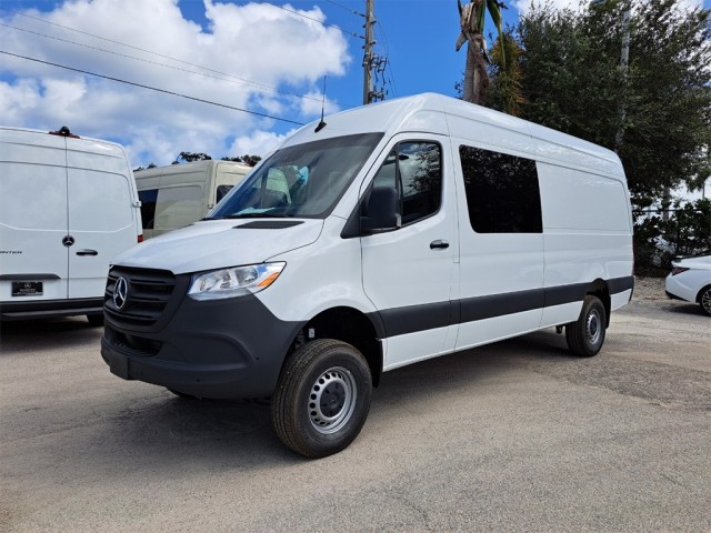 New 2024 Mercedes-Benz Sprinter 2500 Cargo 170 WB 3D Cargo Van in ...